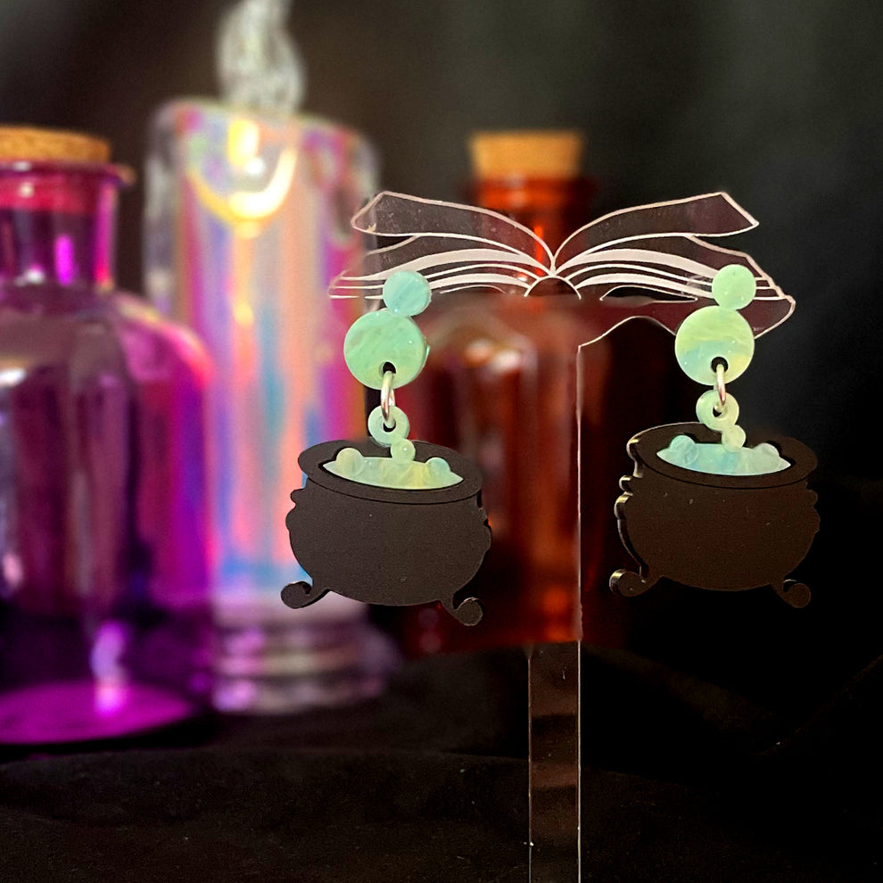 Cauldron Bubble Dangles – Fictional Alchemy
